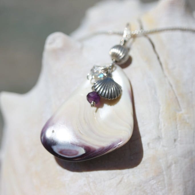 Wampum (Clam Shell) Wire Wrapped Pendant – VAEL Designs