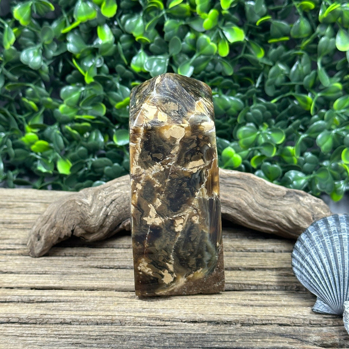 Sumatran Amber Tower – VAEL Designs